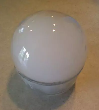 这是一个干冰泡泡。