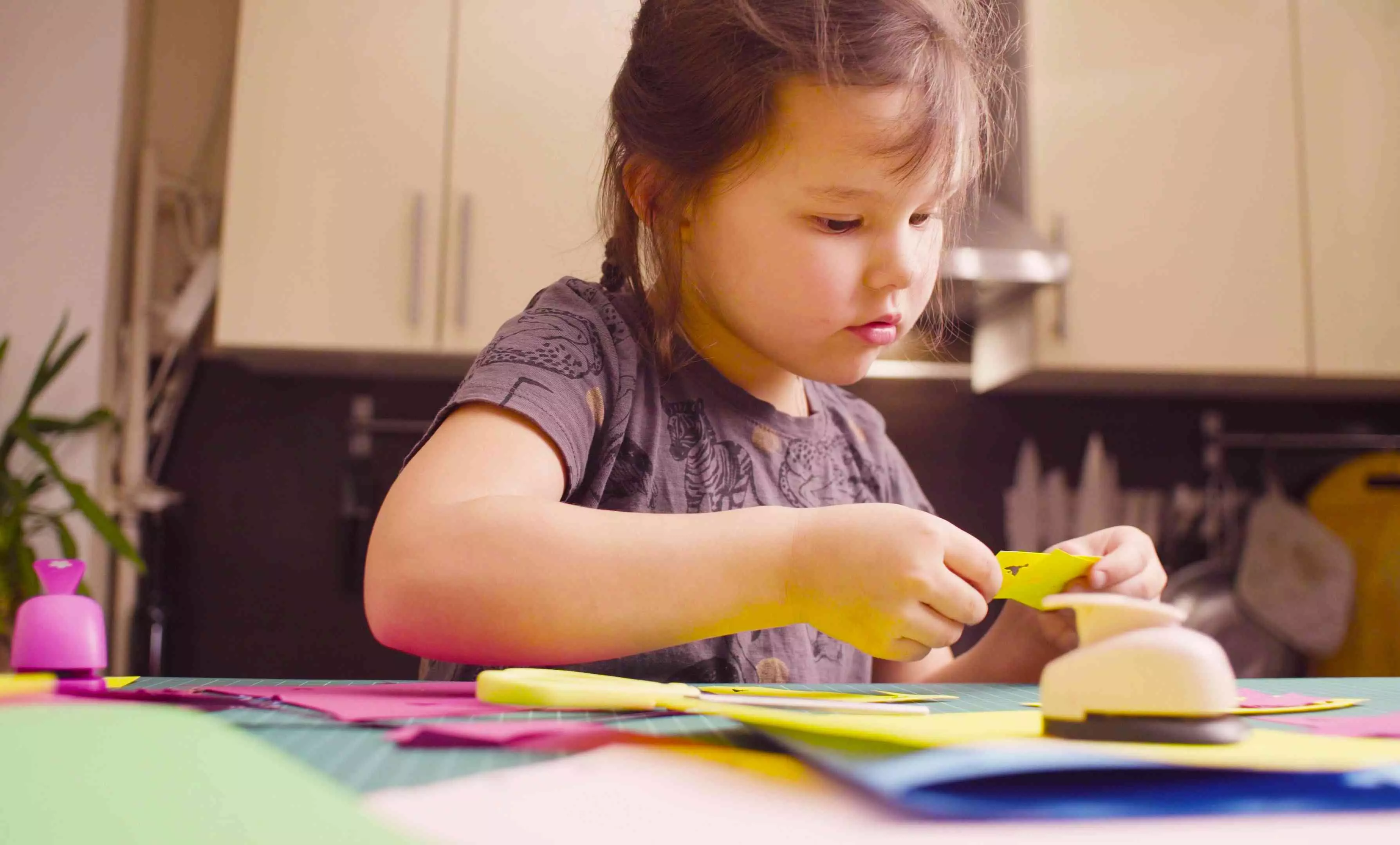 Lavorazione della bambina