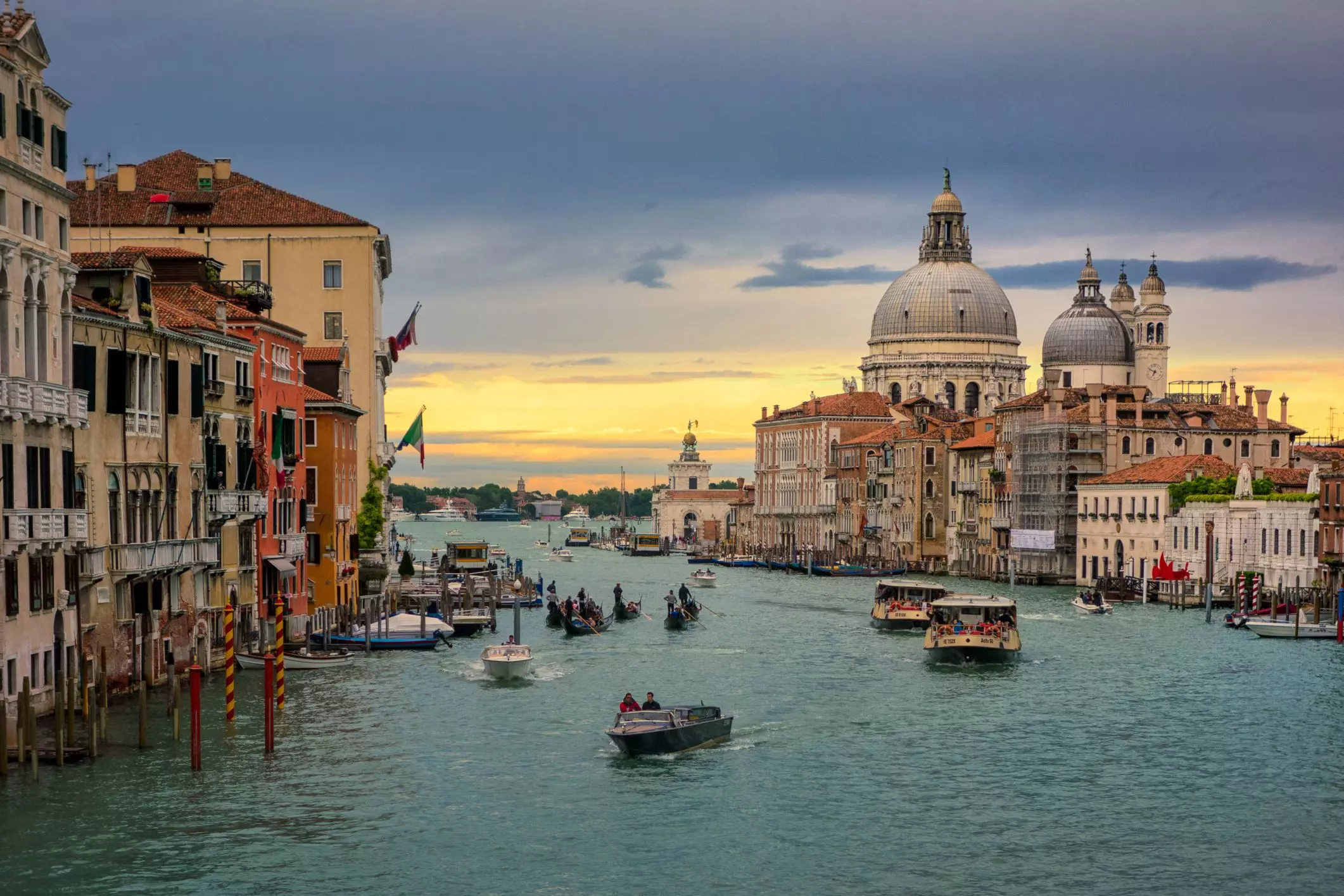 Betydelse och ursprung för italienska efternamn