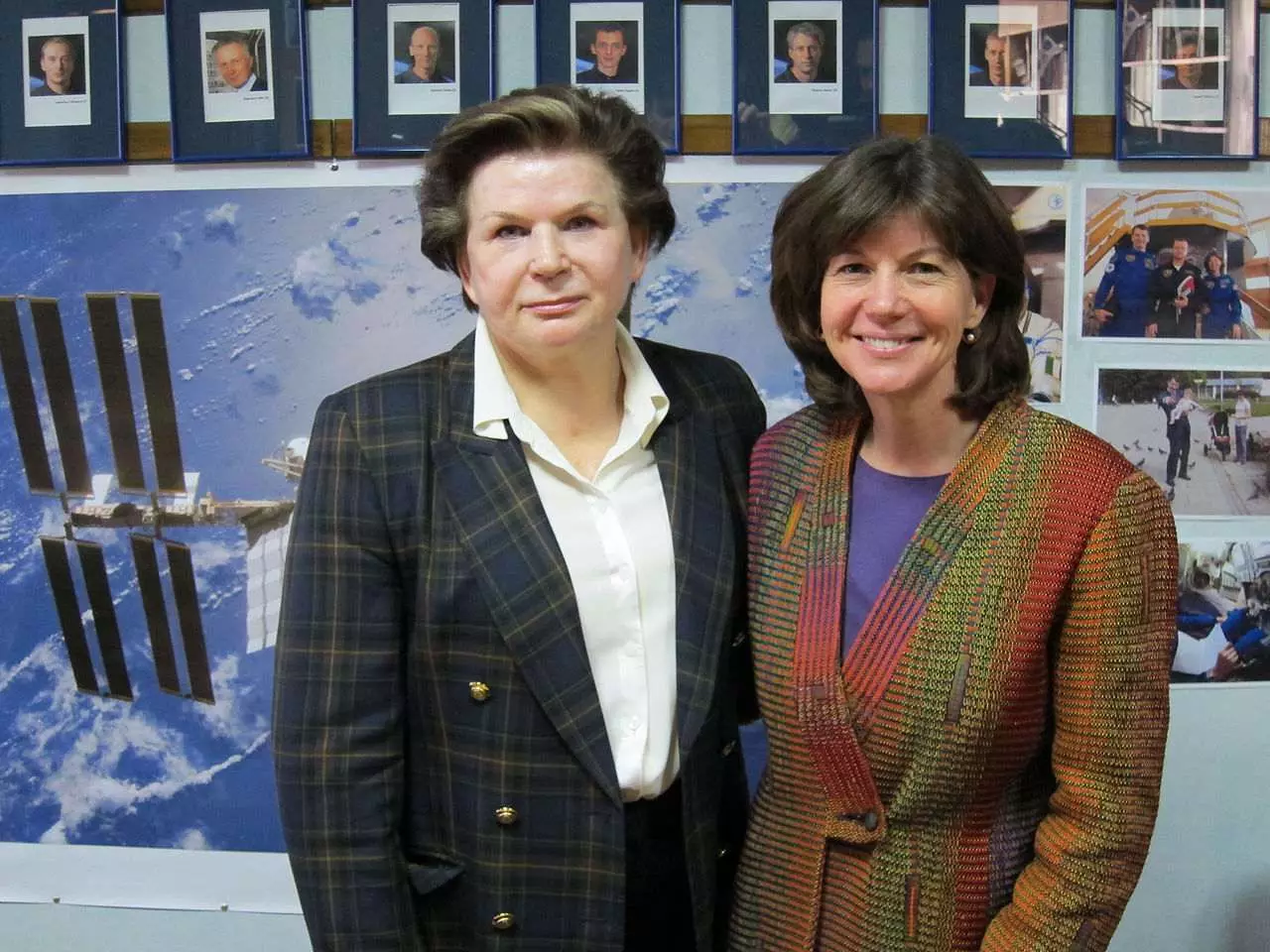 Valentina Tereshkova en Cady Coleman.
