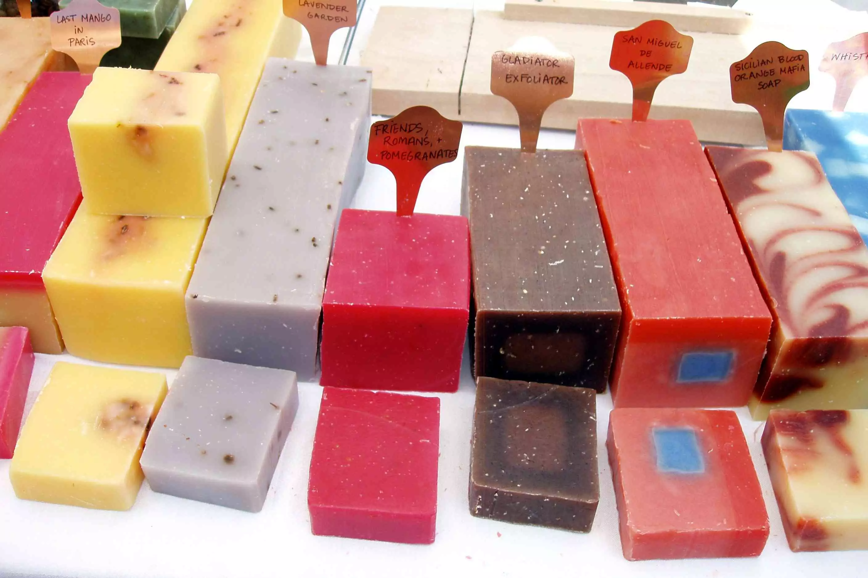 Håndverksrike, smakfulle såper stammer fra de som ble oppfunnet i Asia for nesten 5000 år siden