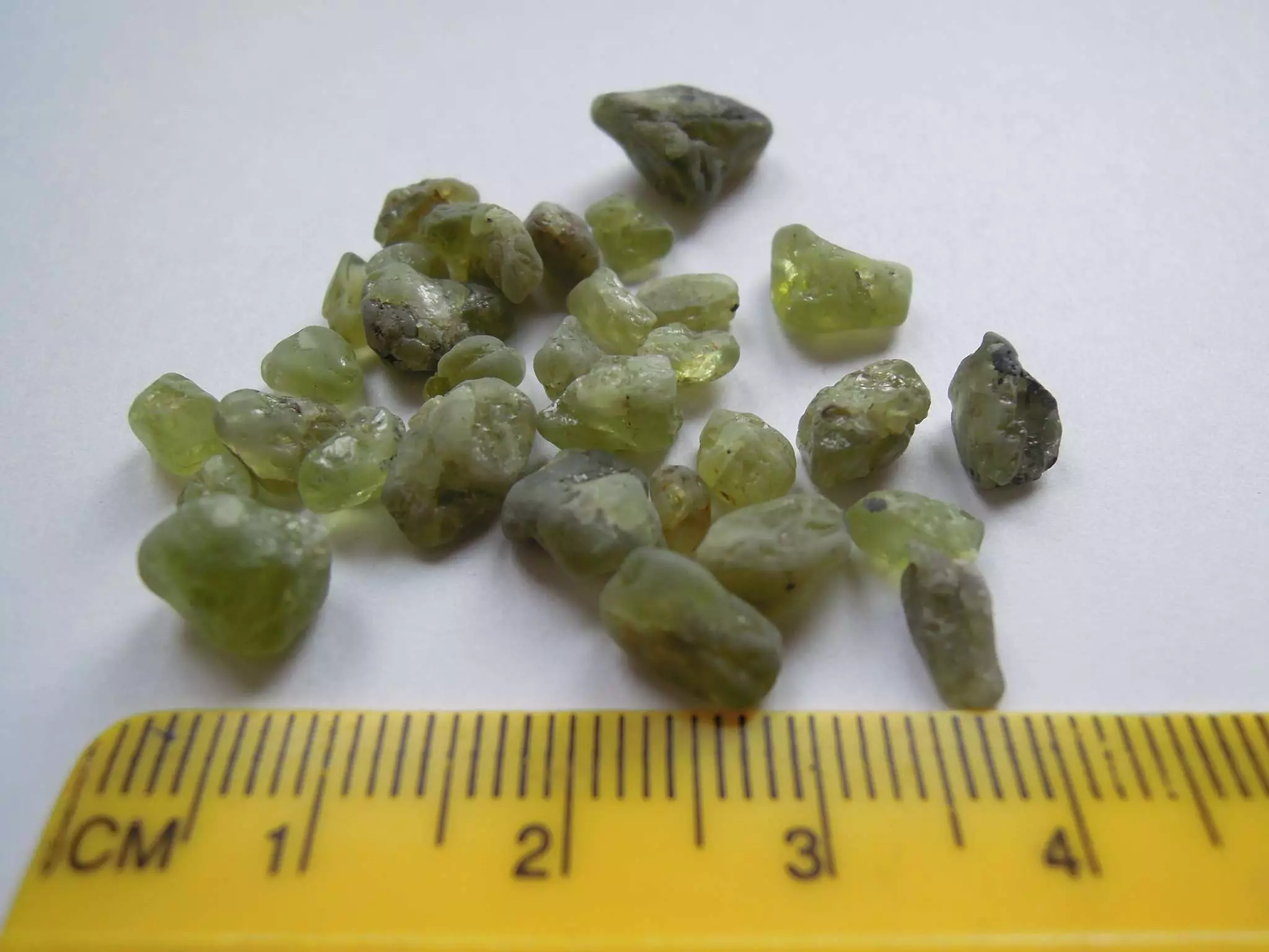 olivine كىرىستال