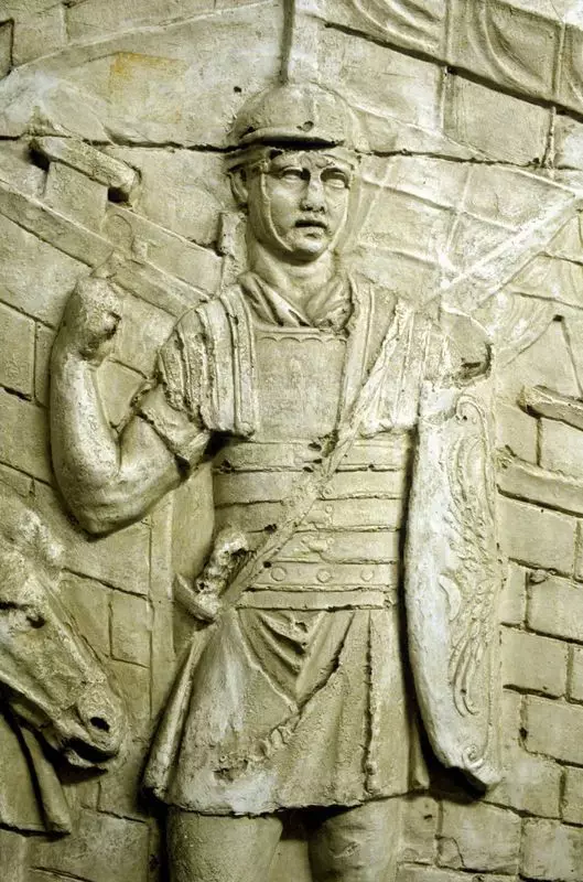 Legionista rzymski na kolumnie Trajana