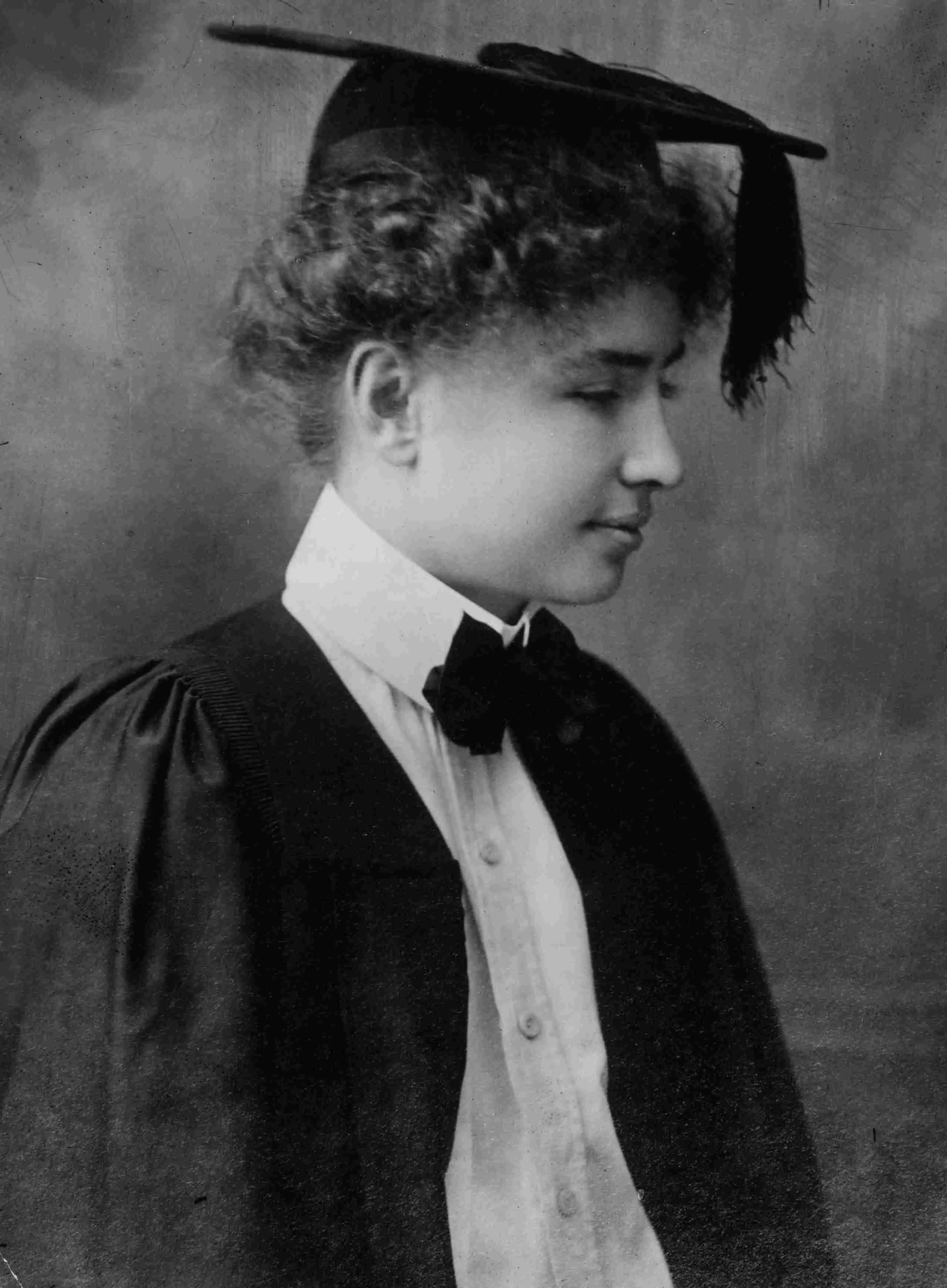 Хелен Келлер 1904-жылы - актуалдуу басма сөз агенттиги - Hulton Archives - Getty Images