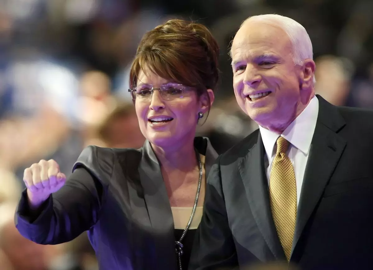 Sarah Palin agus John McCain - RNC Meán Fómhair 2008