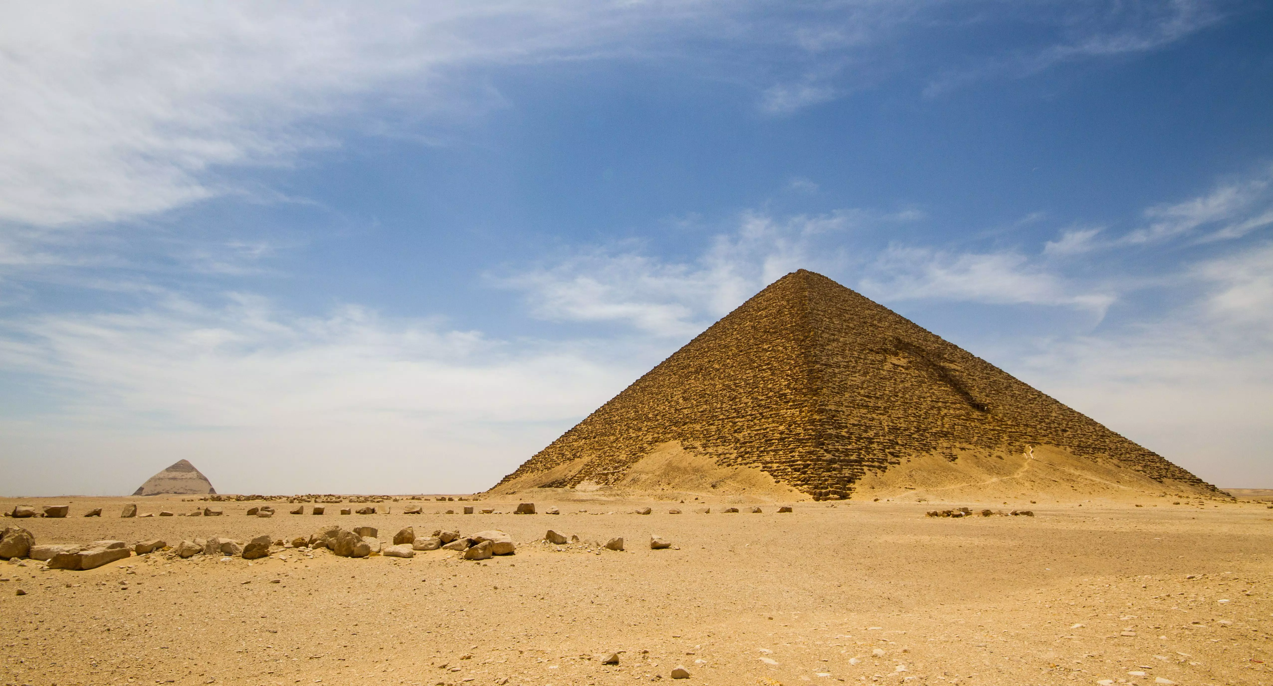 Egypt lub crowning yeeb koob: lub pyramids