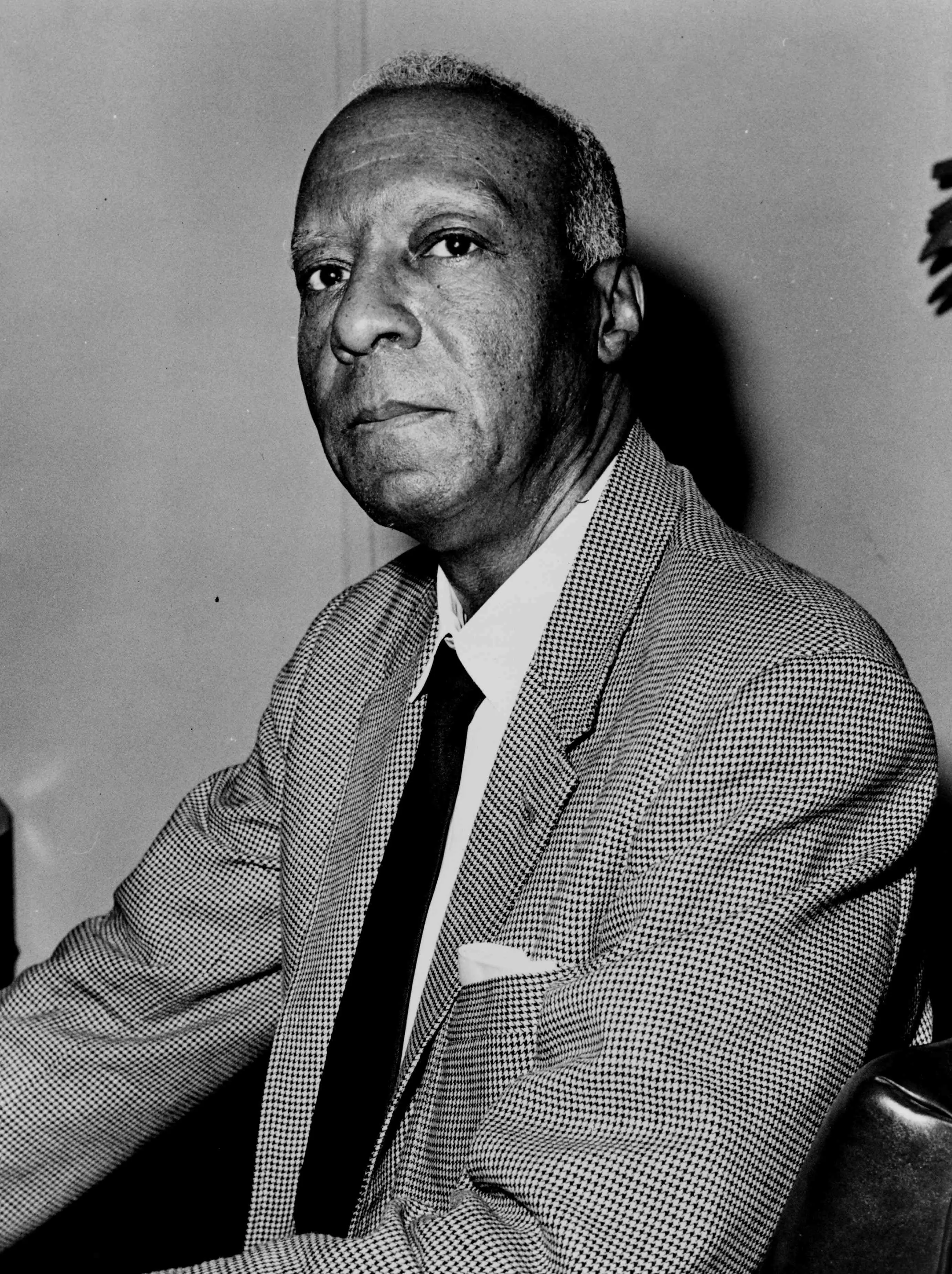 Photographie noir et blanc d'A. Philip Randolph.