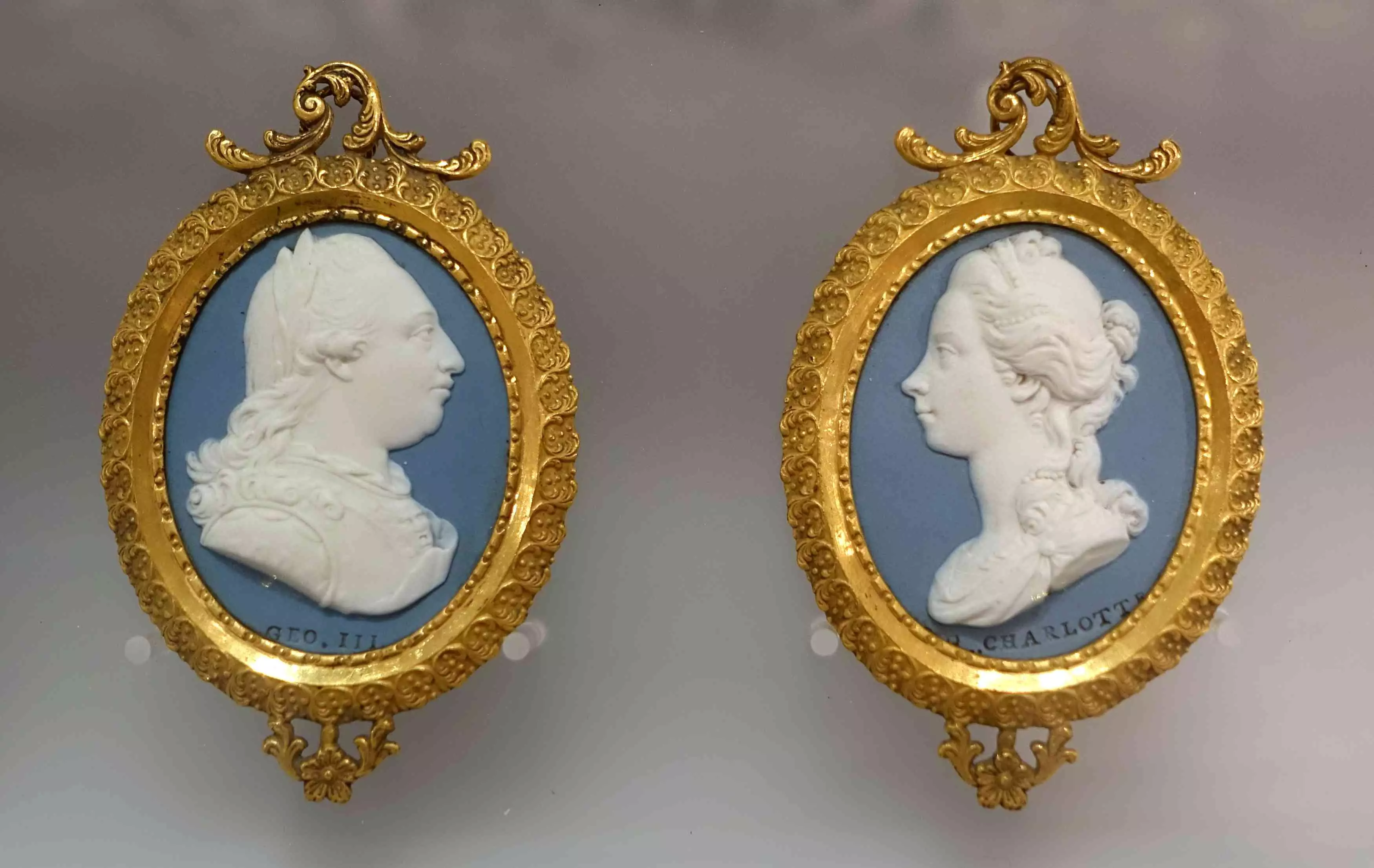 Wedgwood Cameo do rei británico George III e da raíña Carlota