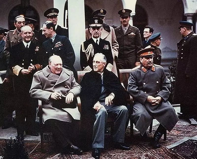 yalta-large.jpg