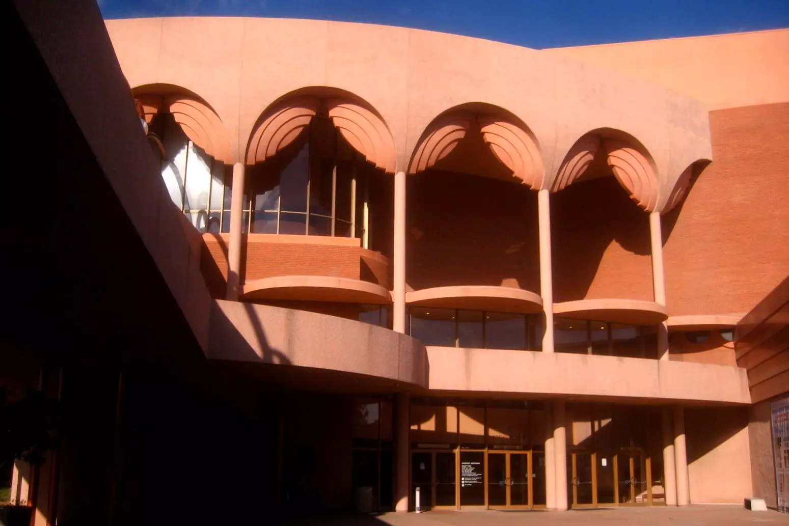 Grady Gammage Memorial Auditorium door Frank Lloyd Wright aan de Arizona State University, Tempe, Arizona