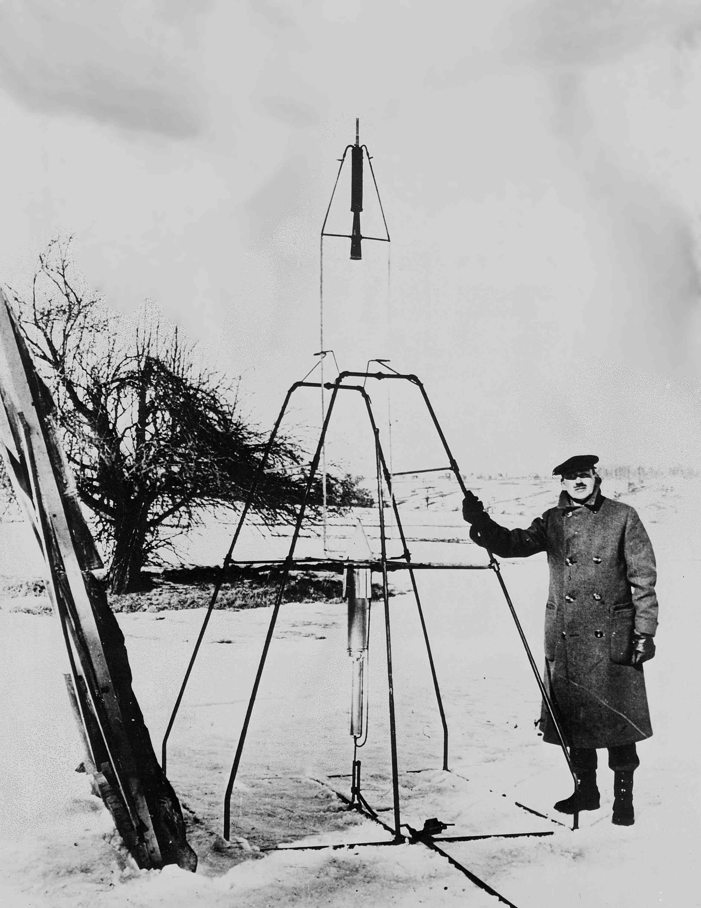 Dr. Robert H. Goddard und seine Raketen