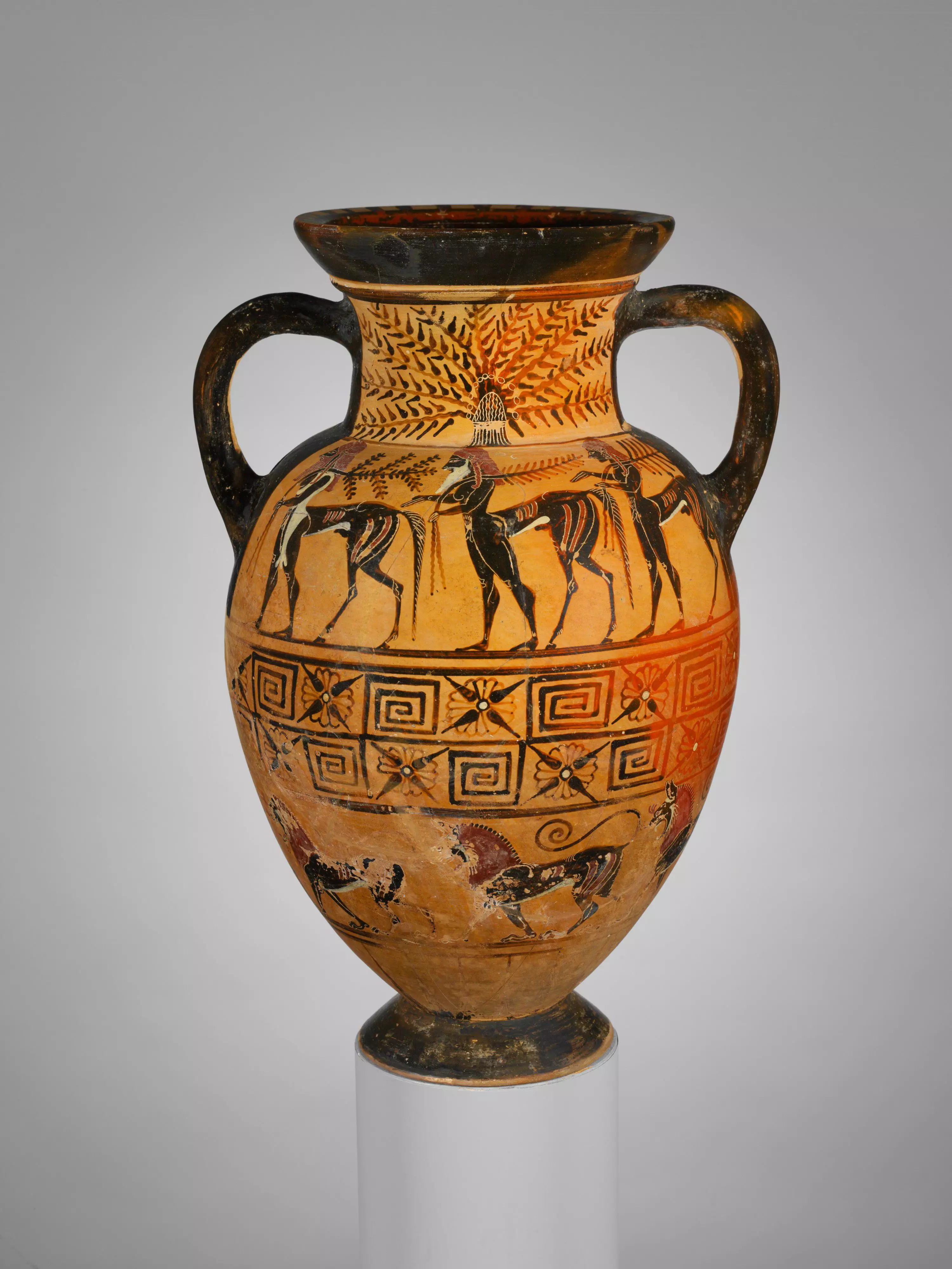 Etruscan terracotta neck-amphora (jar)، ca. 575-550 ق.م، ڪارو شڪل. اپر frieze، centaurs جو جلوس؛ لوئر فريز ، شينهن جو جلوس.