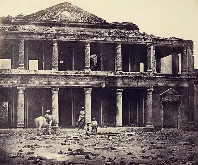 Obliehanie Lucknow, 1857