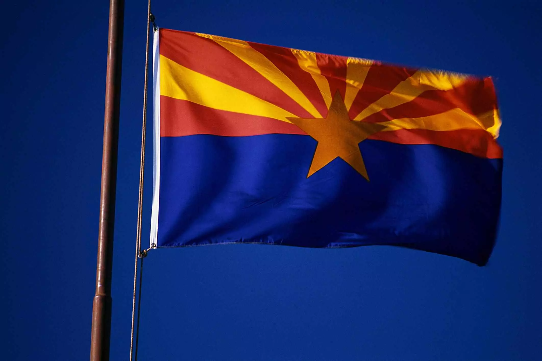 Arizona flag - Fotosearch - GettyImages-124287264