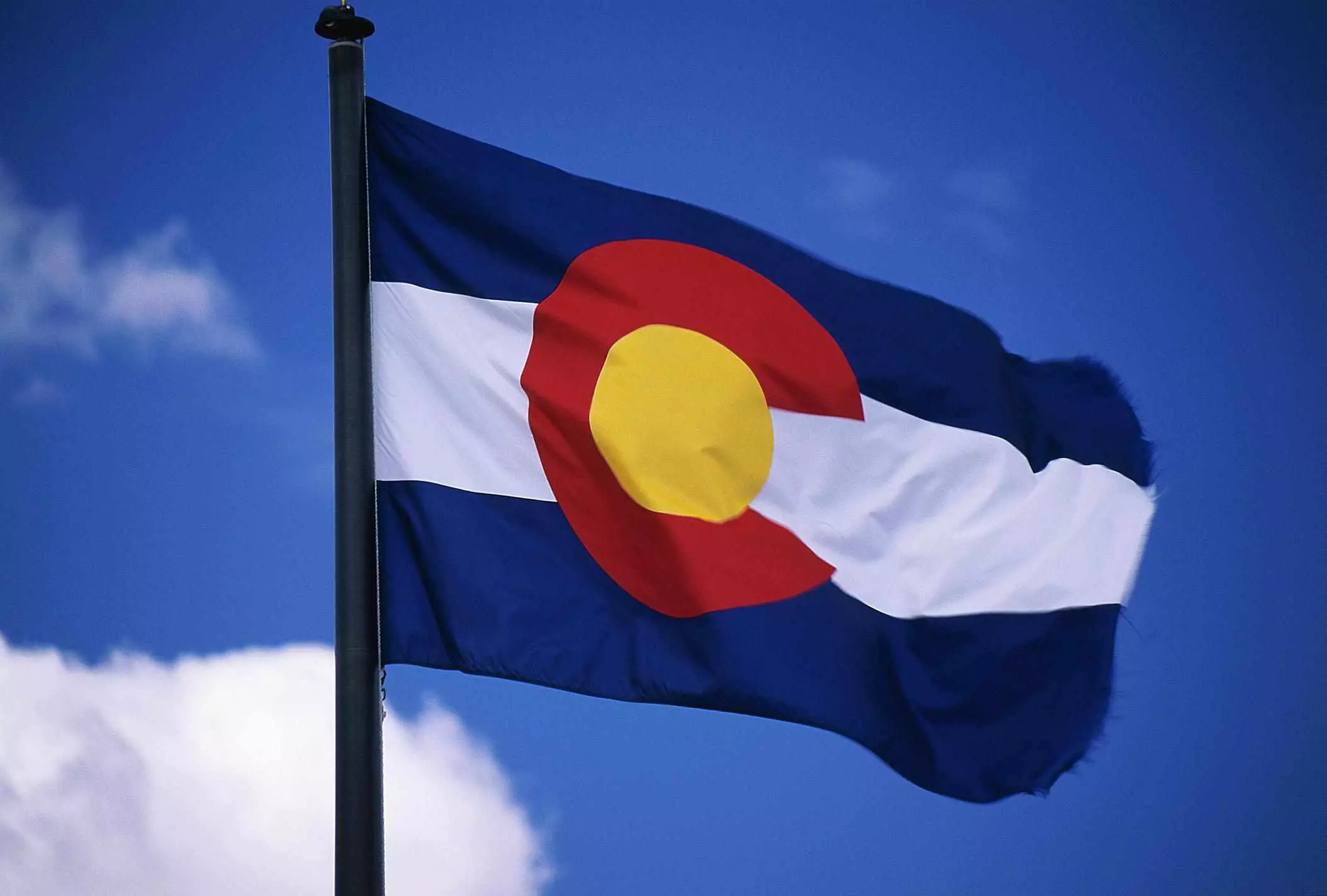 Colorado flag - Fotosearch - GettyImages-124279649