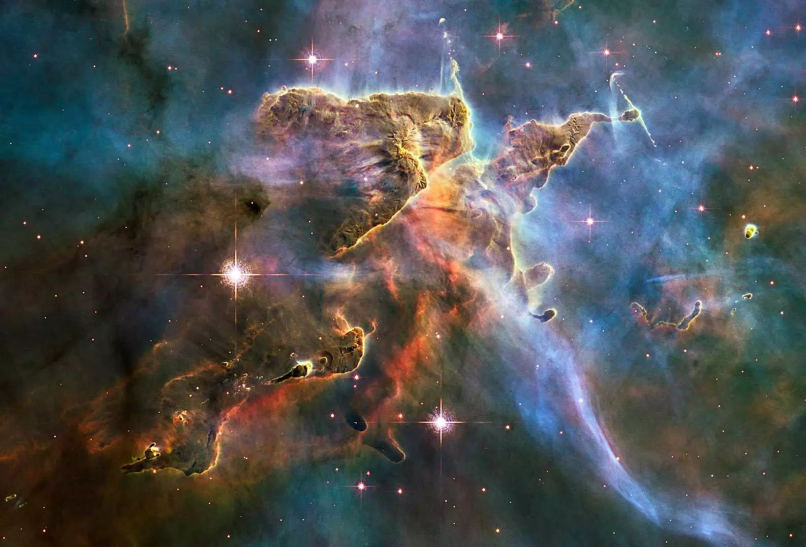 Izinkanyezi ku-Carina nebula.