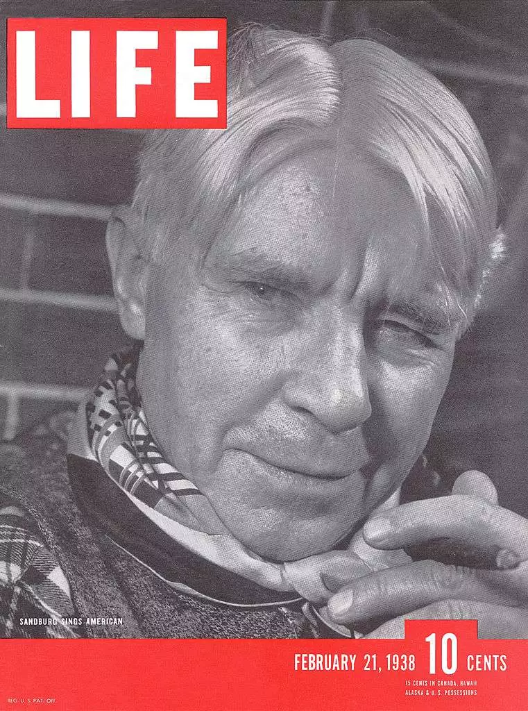 Карл Сандбърг в корицата на списание Life 21 февруари 1938 г
