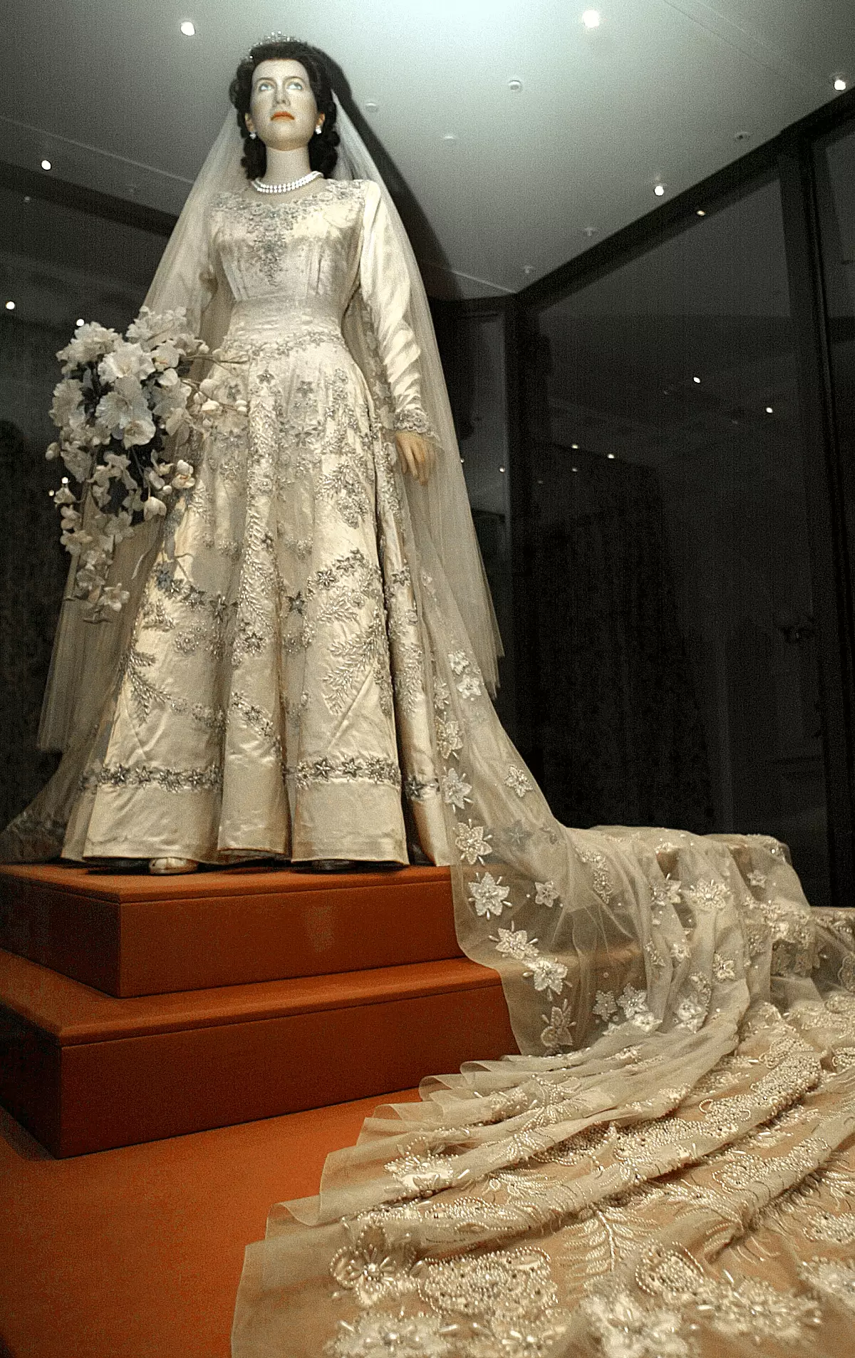 Dronning Elizabeth II brudekjole