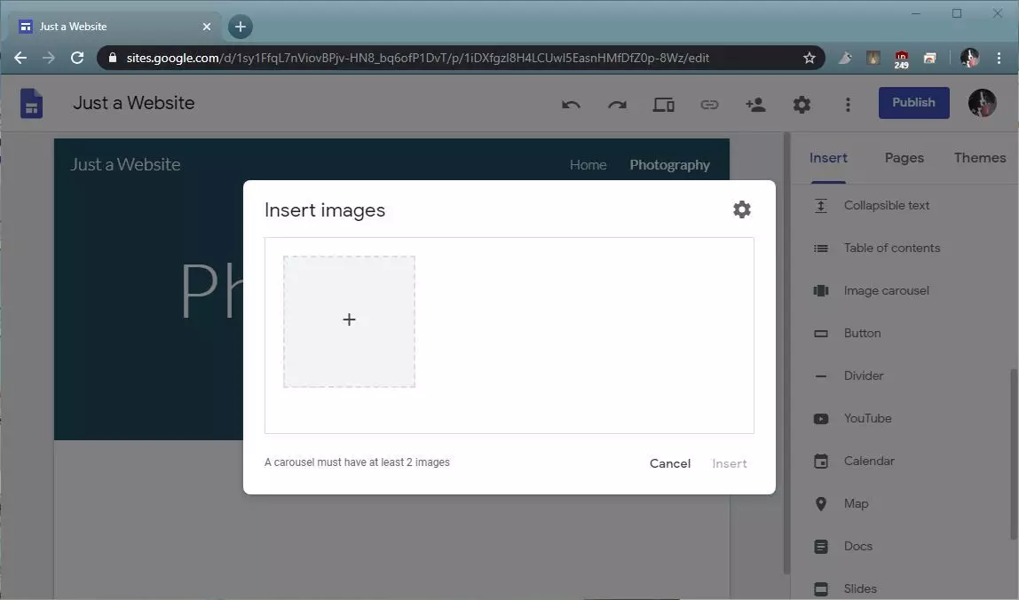 Capture d'écran de l'insertion d'images dans un carrousel sur Google Sites.