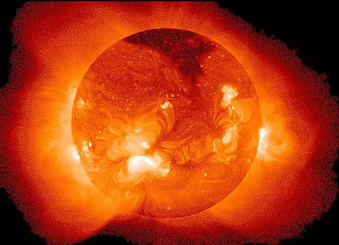Това е изглед към слънцето от Soft X-Ray Telescope (SXT) на спътника Yohkoh.
