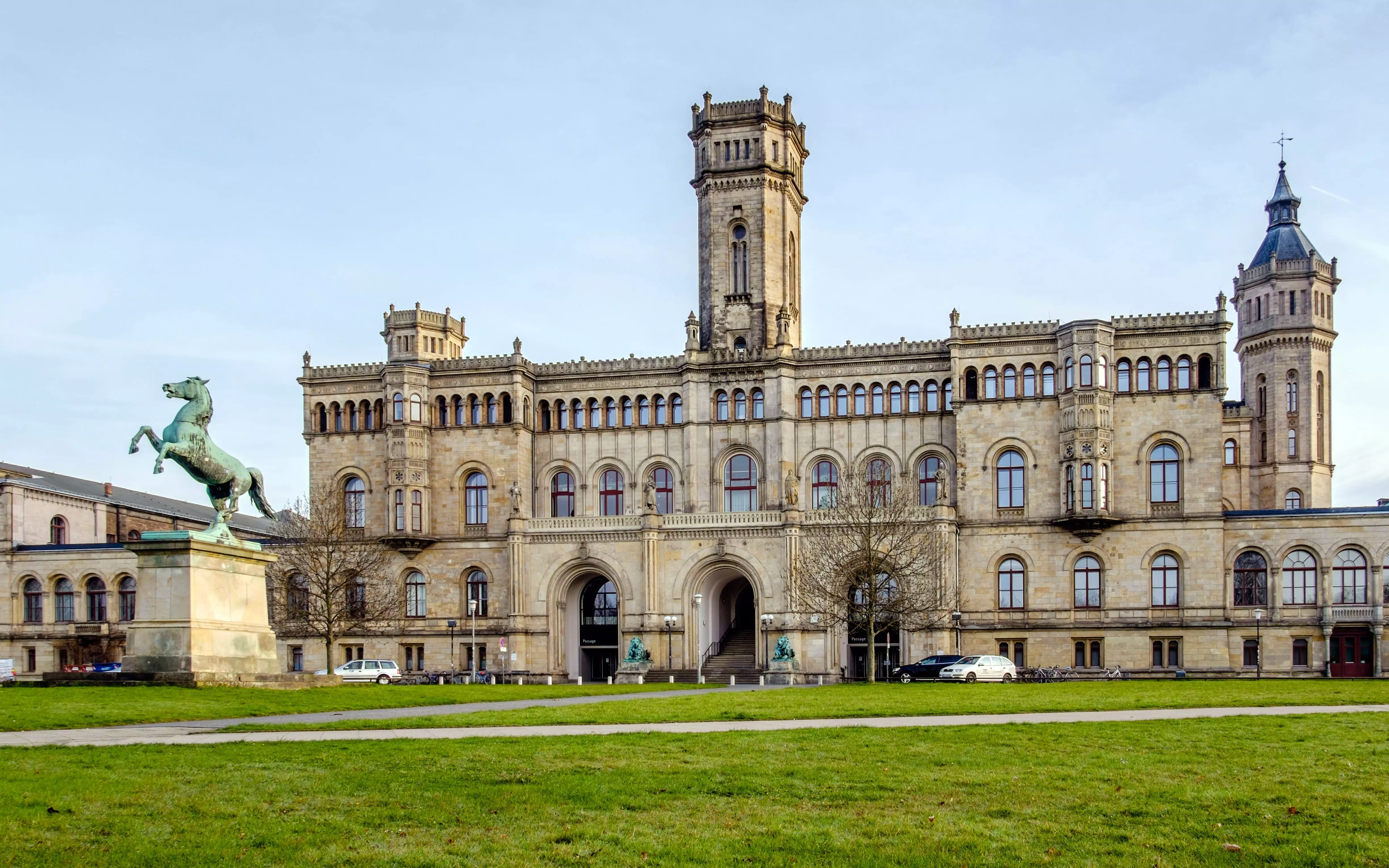 Gottfried Wilhelm Leibniz Università di Hannover, Germania