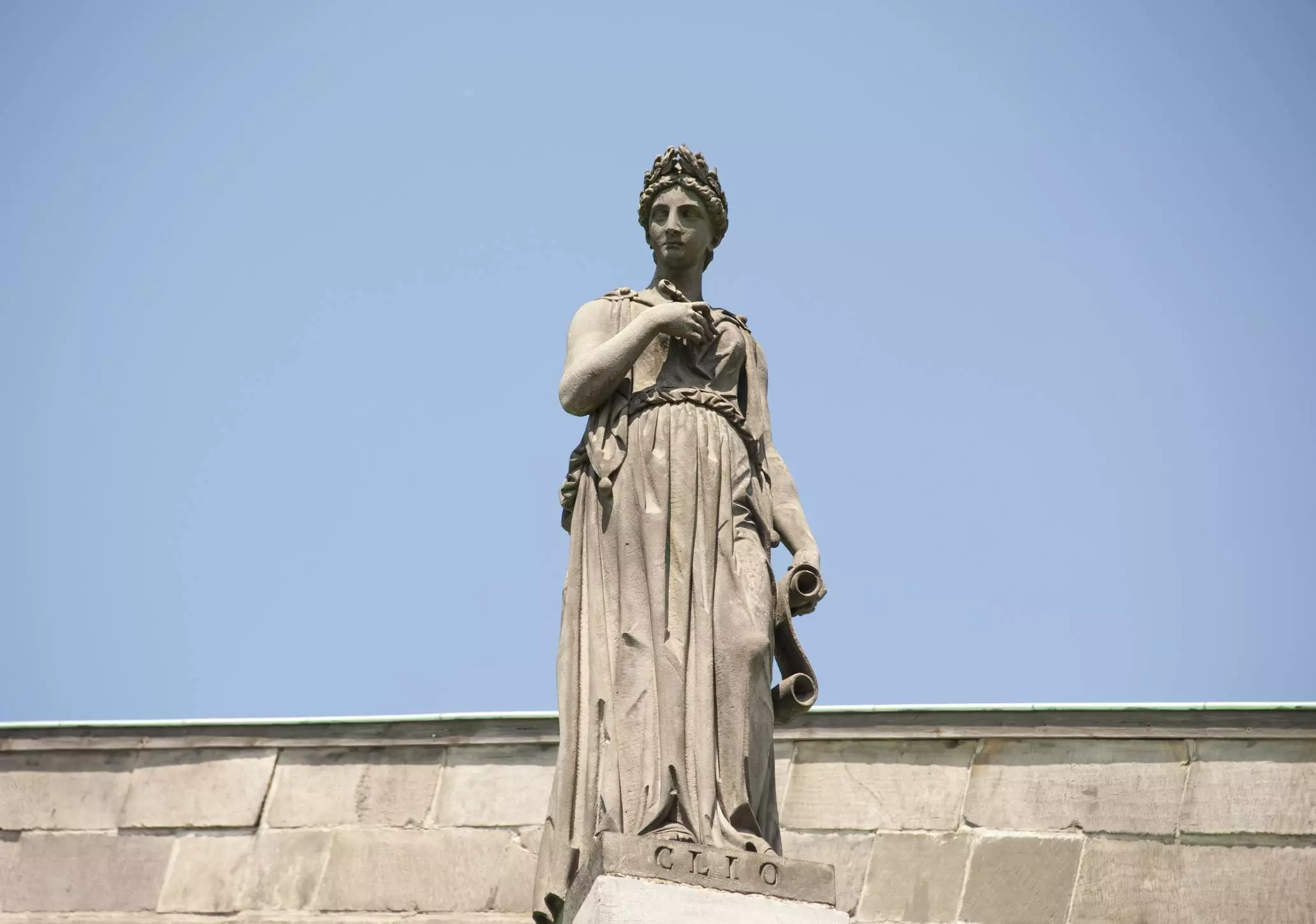 статуа на Клио