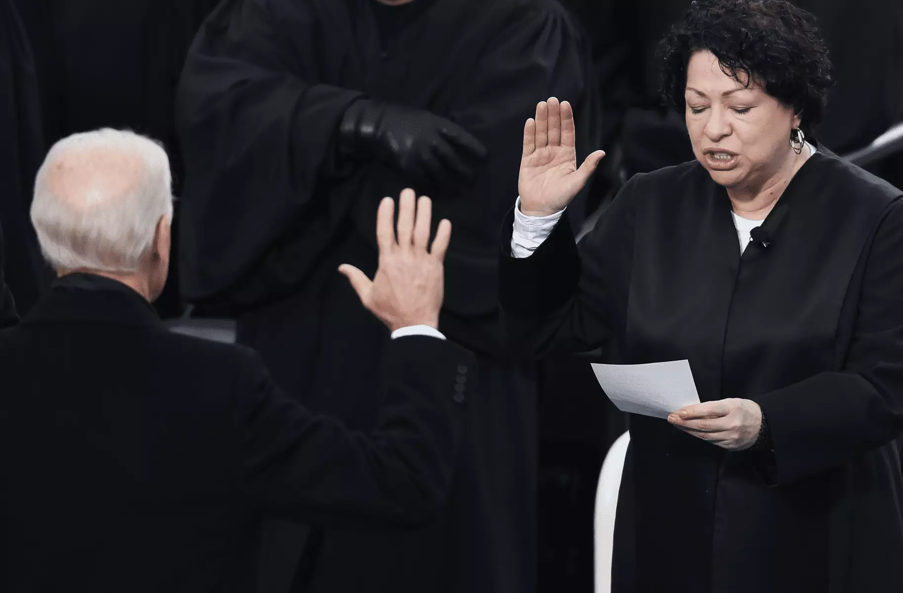 Sudkyňa Sonia Sotomayor a viceprezident Joe Biden