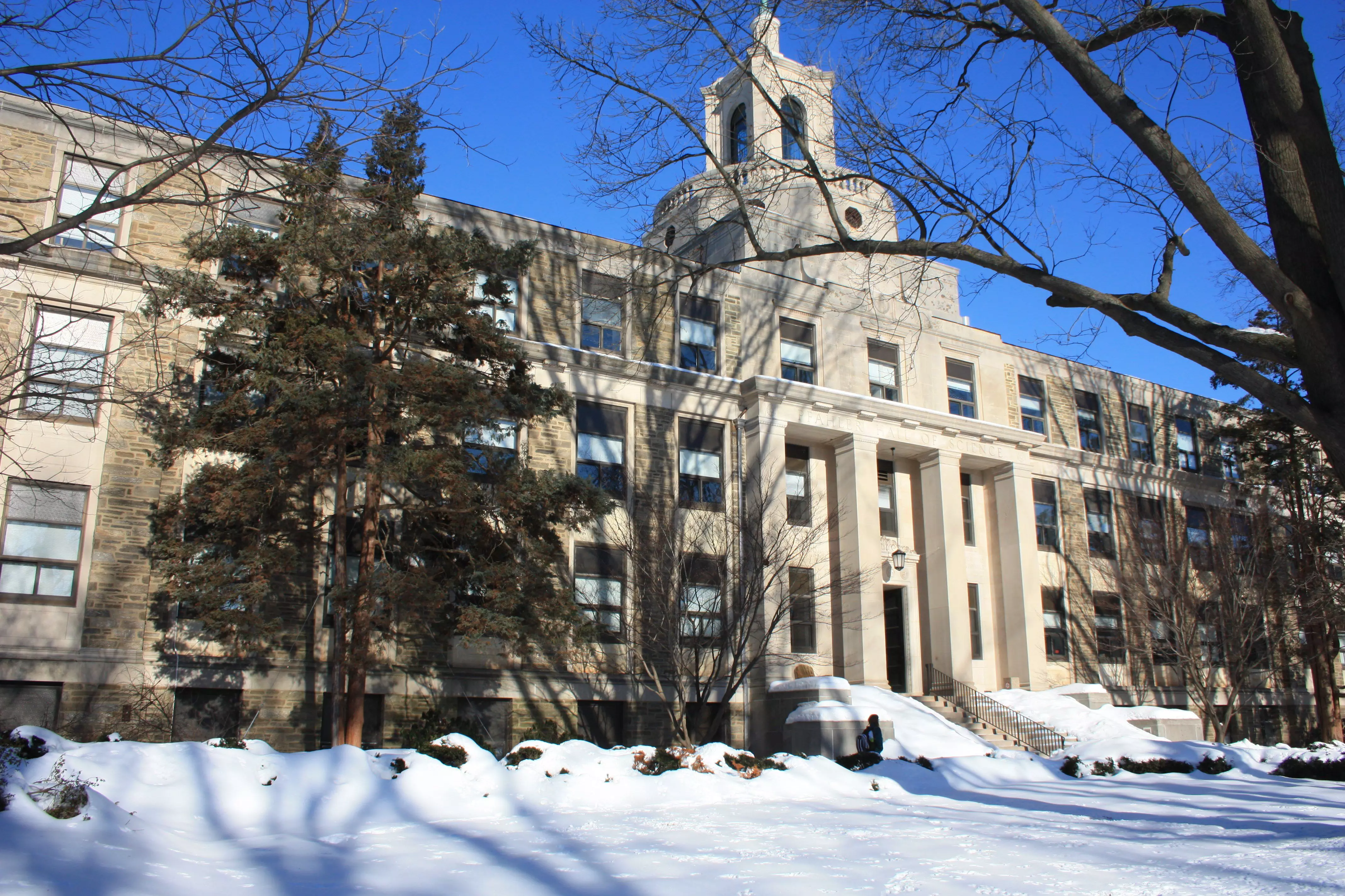 Pfahler Hall fil-Kulleġġ Ursinus