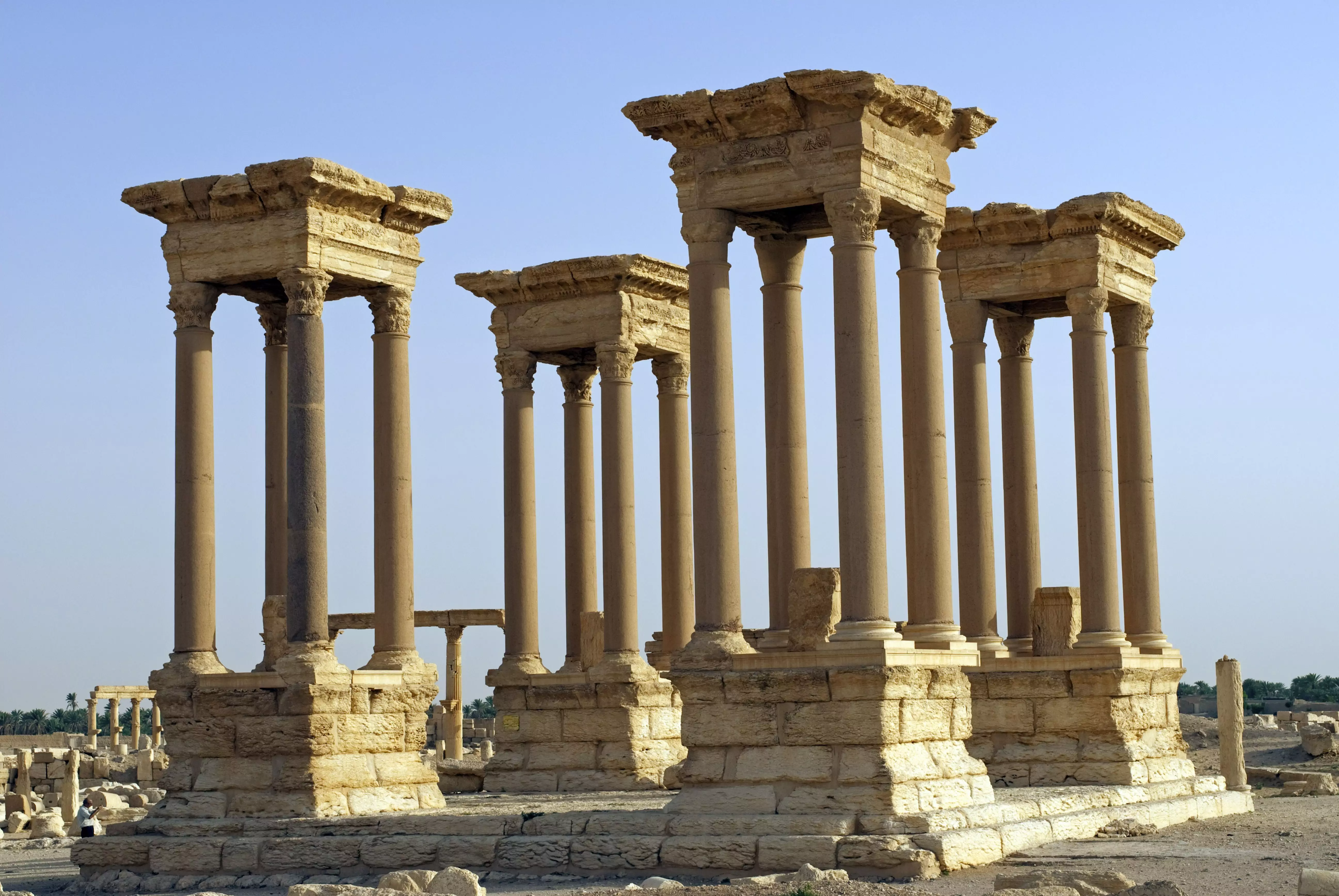 Il Tetrapylon ricostruito sul Cardo Maximus, Palmyra, Siria