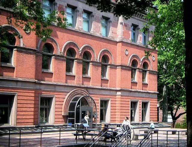 Bókasafn Pratt Institute