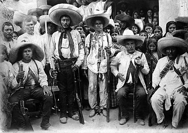 Historické fotografie z mexickej revolúcie 39247_17