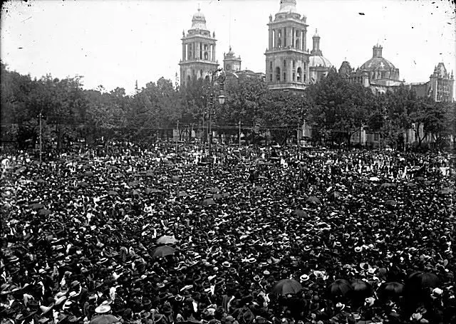 Исторические фотографии мексиканской революции 39247_20
