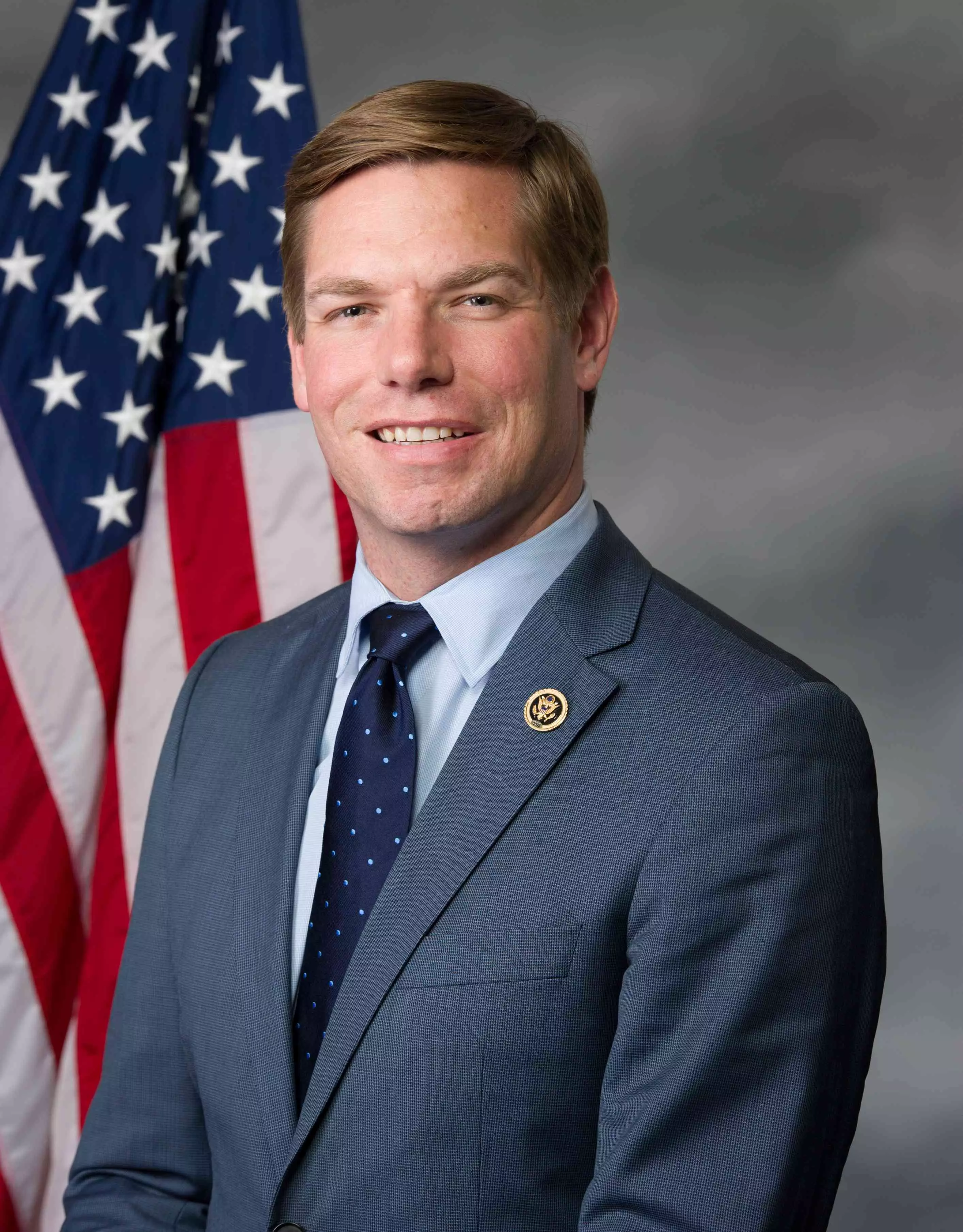 Depite Ameriken Eric Swalwell