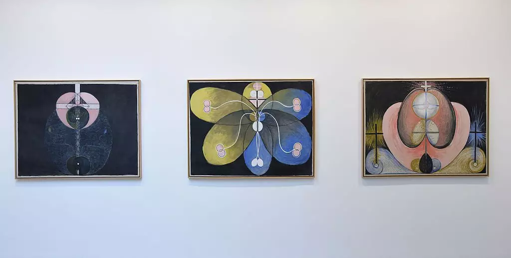 Hilma Af Klint Exhibition ntawm Serpentine Gallery