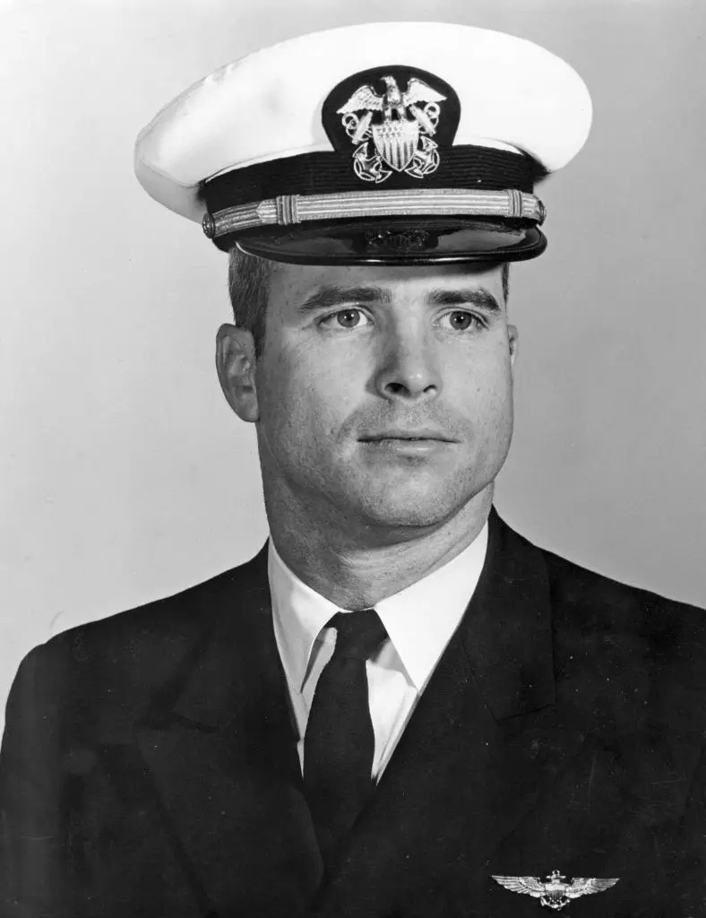 Portrait vum Lieutenant McCain