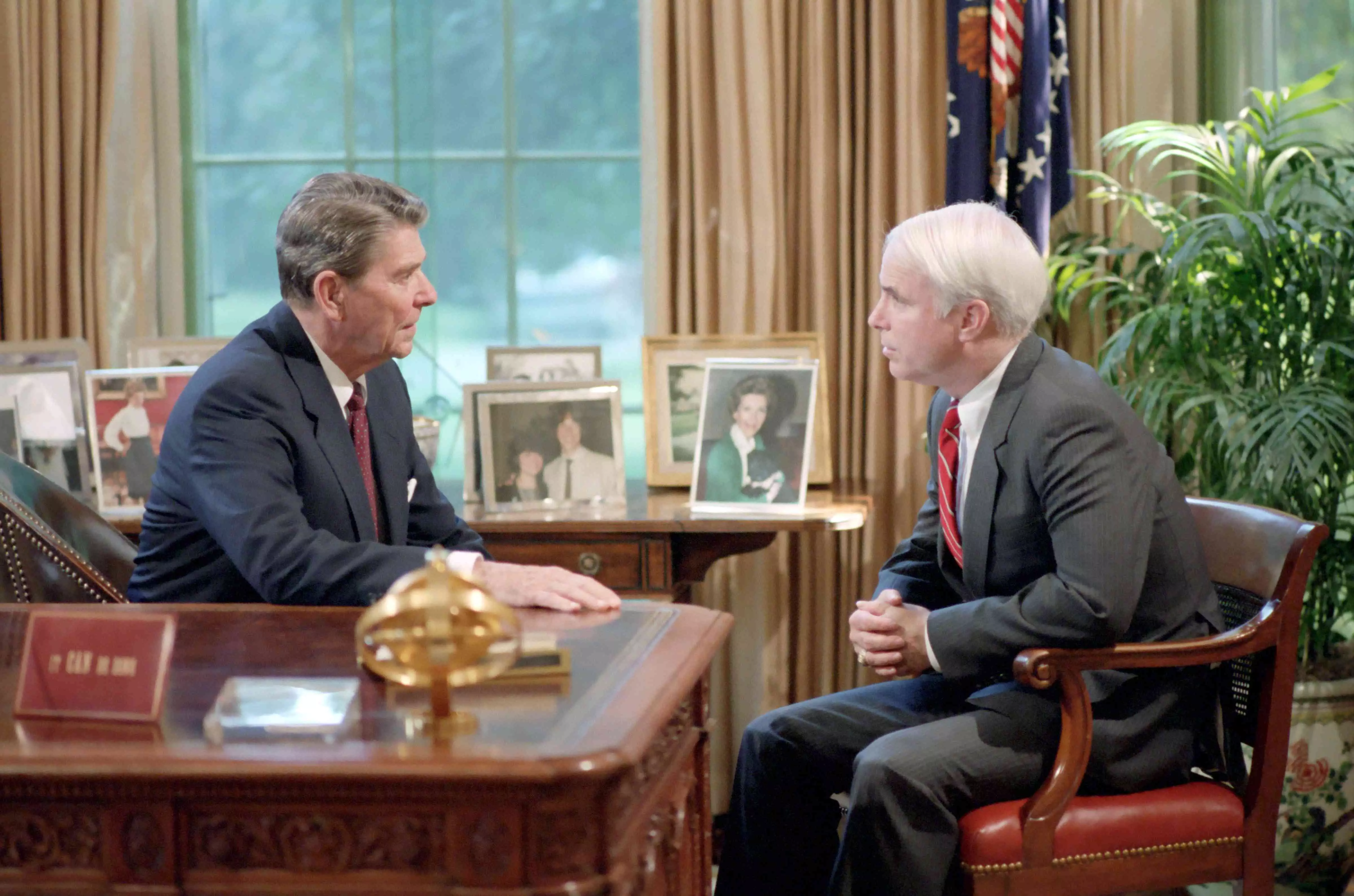 Presidente Reagan y Senador McCain