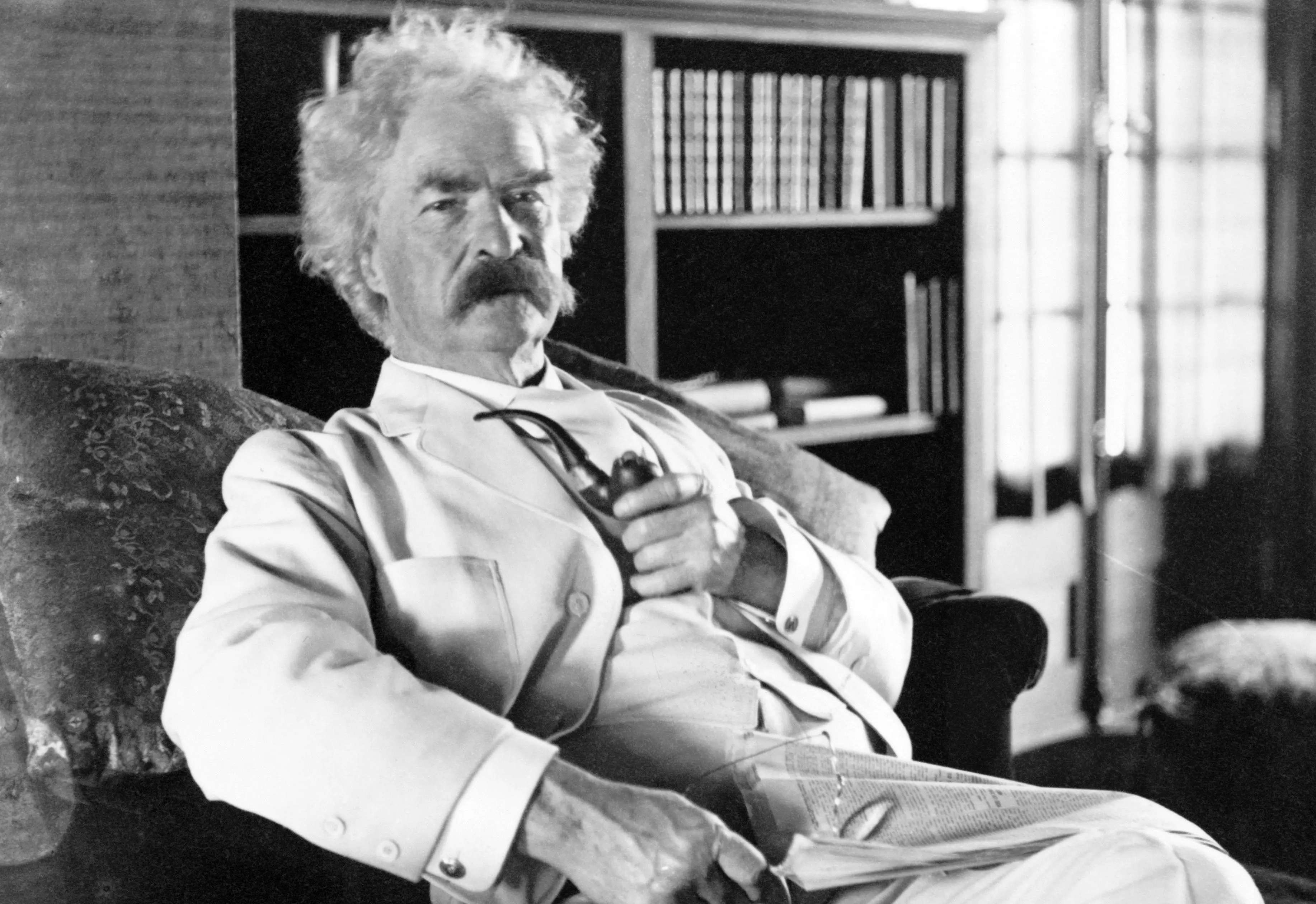 Mark Twain ua tus kws sau ntawv tiag