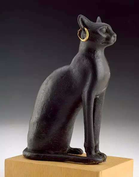 ຮູບແບບຂອງ cat-Goddess Bastet.