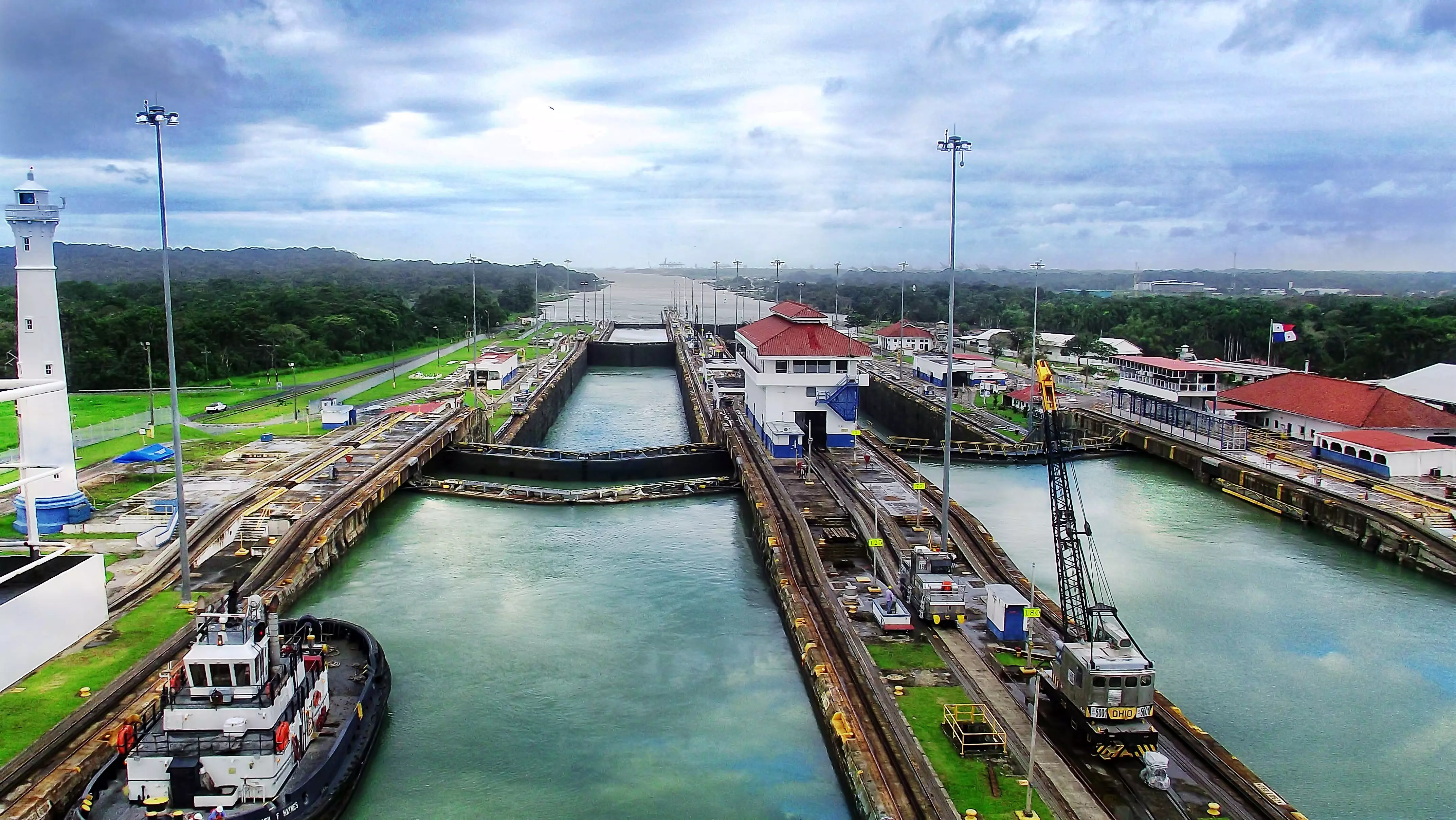 Ukuthatha Uhambo NgePanama Canal