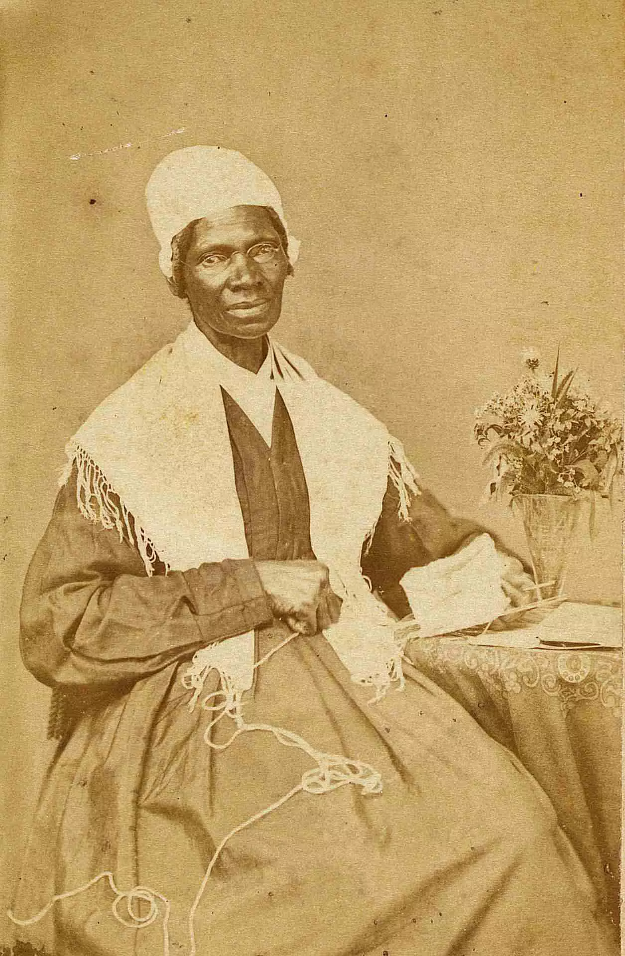 Portráid de Sojourner Truth, gníomhaí Dubh agus intleachteach a raibh tionchar aige ar fhorbairt teoiric agus socheolaíocht feimineach.