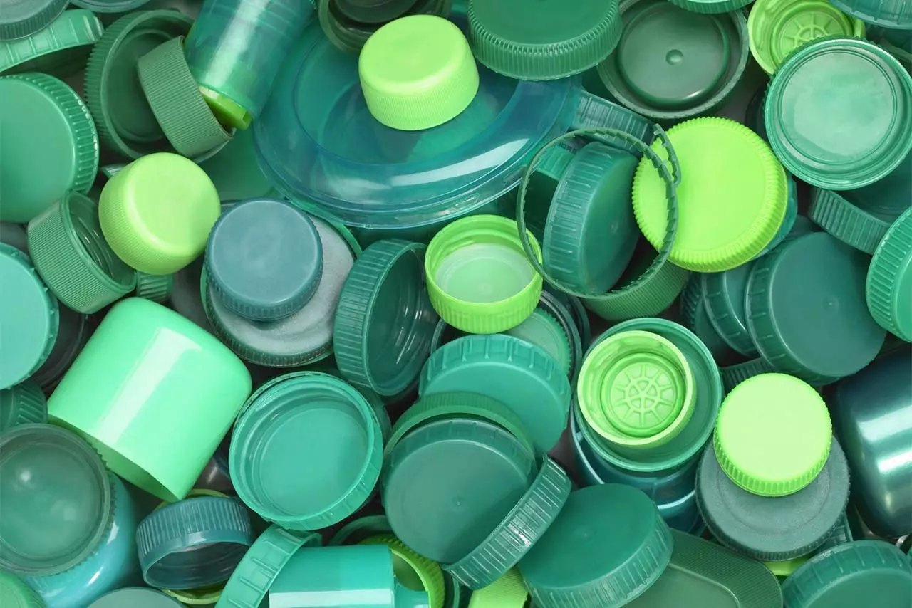 Pouvez-vous recycler les couvercles et capsules de bouteilles en plastique ?